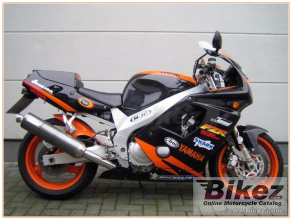 Yamaha FZR 600 R gallery